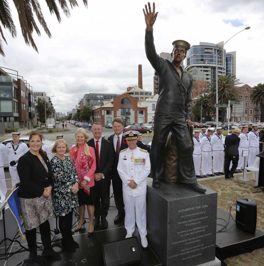 Lieutenant Commander Mackenzie ‘Mac’ Gregory | Sea Power Centre