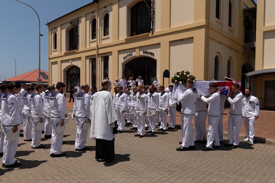 Vice Admiral David Willoughby Leach | Sea Power Centre